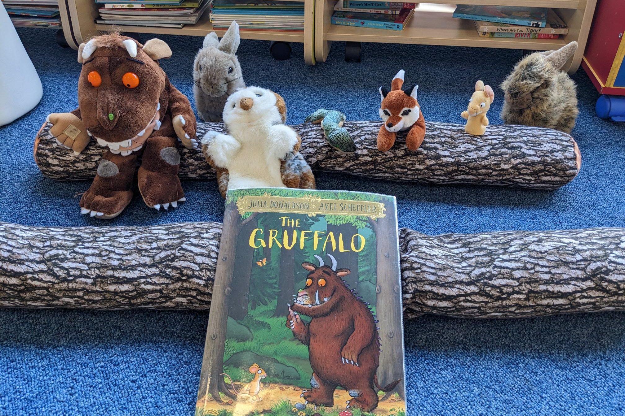 Story Explorer Bags | Culture Leicestershire - Heritage, Libraries ...